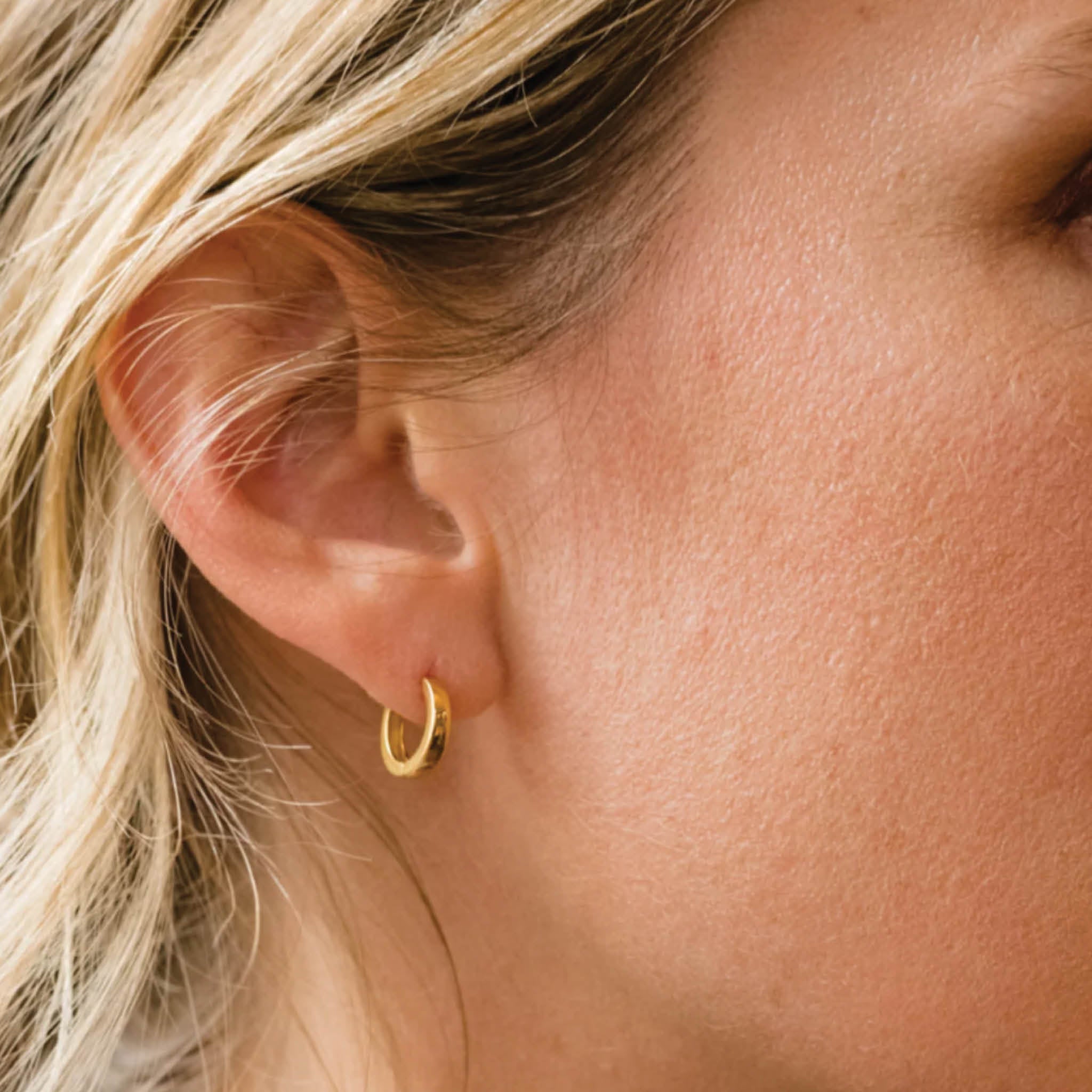 24/7 Hinge Hoops – The Anchored Collective